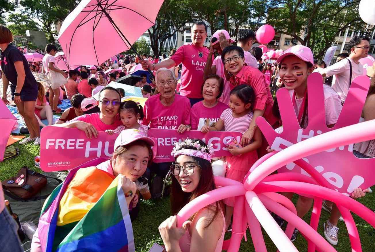 Pink Dot 2017 - Singaporeans & PRs Support Freedom To Love