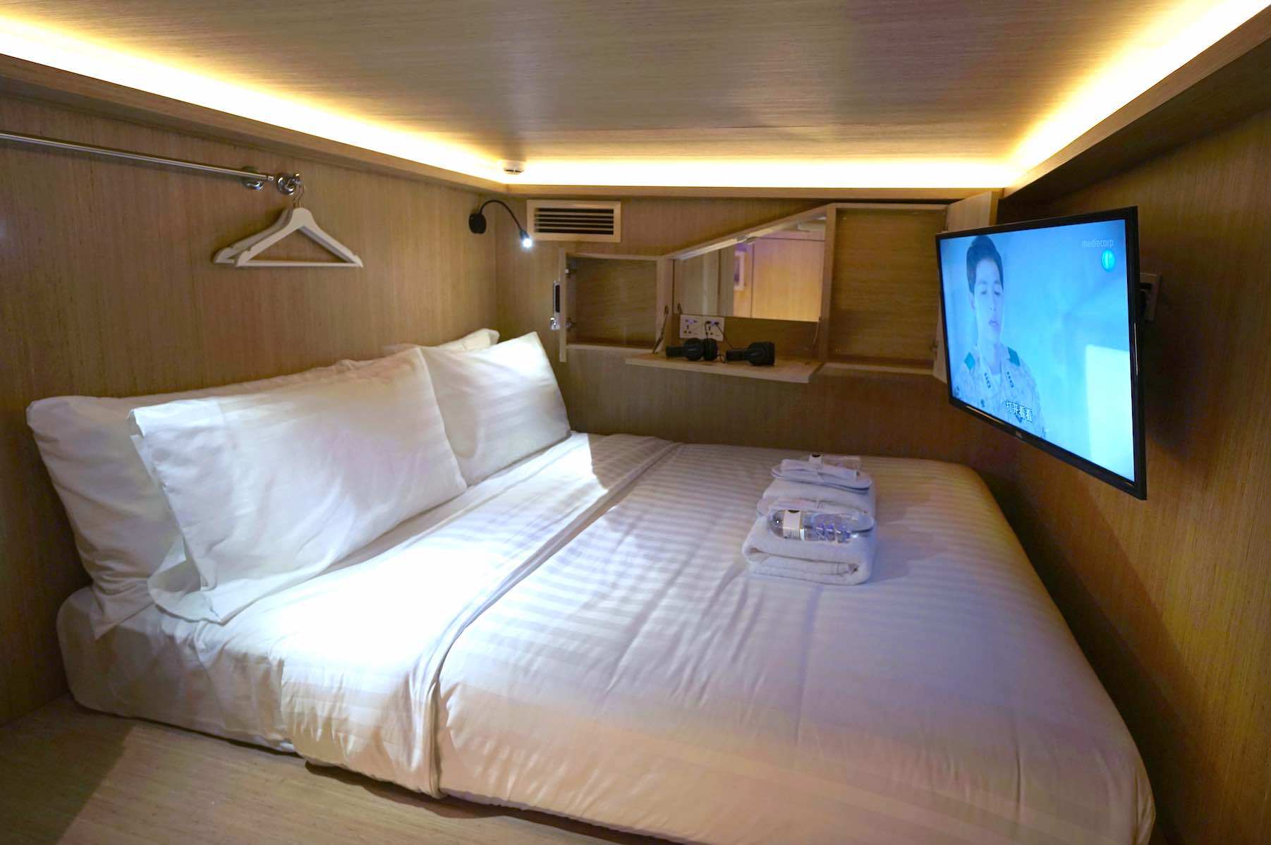 CUBE Boutique Capsule Hotel Kampong Glam - Comfort For Budget Travellers