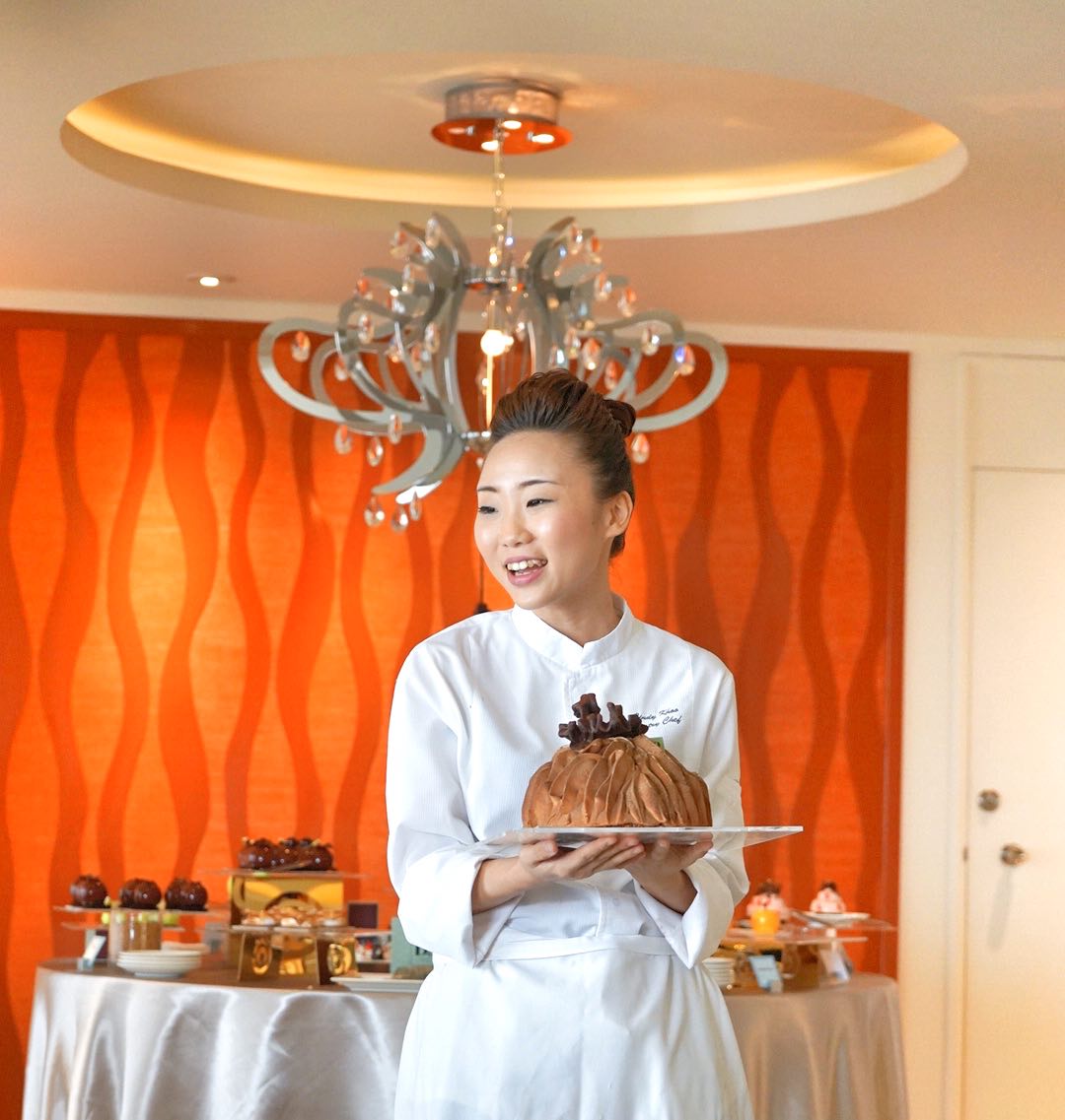 Hilton Singapore D9 Cakery Launches Paris & Tokyo Inspired Creations