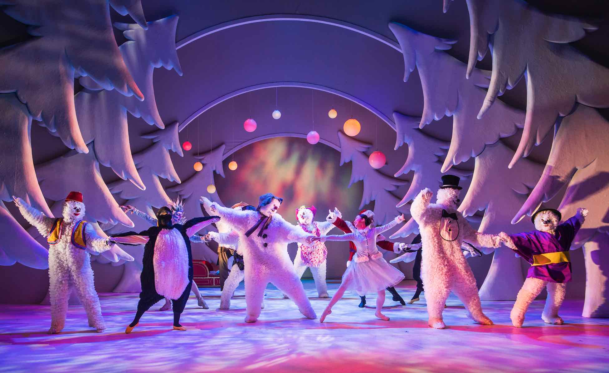 Festive Season Starts This December With THE SNOWMAN Singapore!