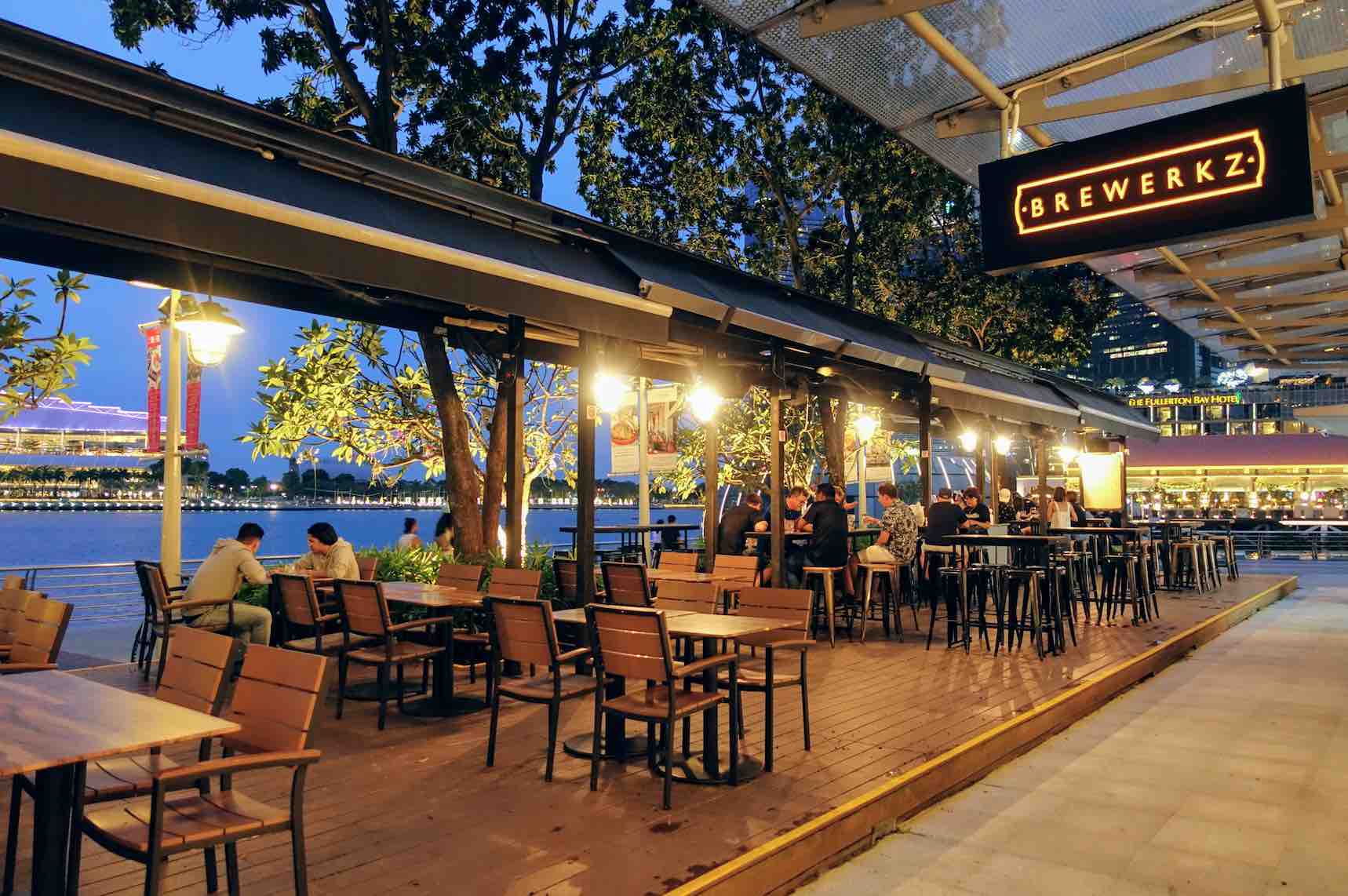 Brewerkz One Fullerton - New Menu, Alfresco Vibes & Waterfront Views
