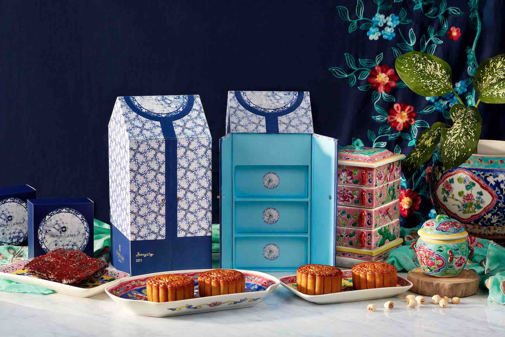 Limited Edition Shangri-La Mooncake 2020 With Local Artist Collaboration