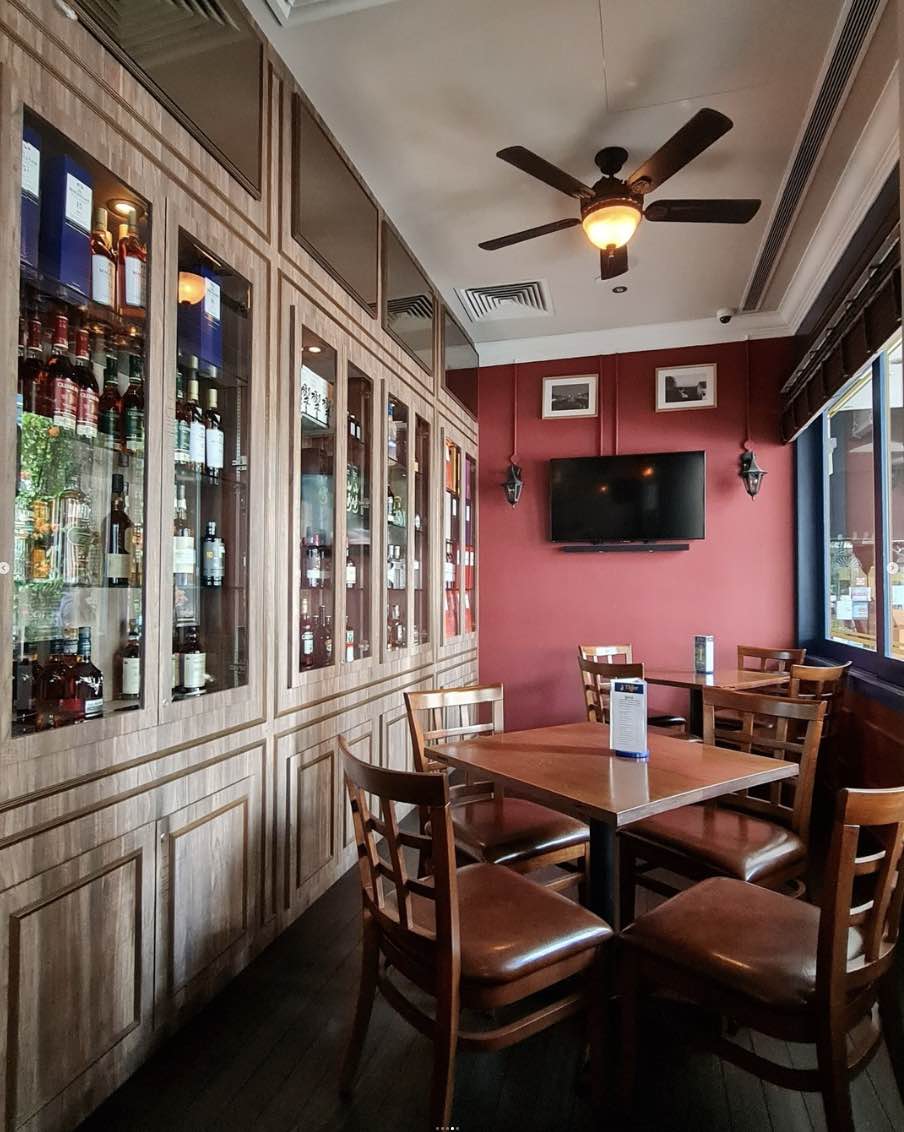 Rebranded The Queen's Pub: New Classic English & Local Menu